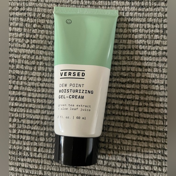 Makeup | Versed Dew Point Moisturizing Gelcream | Poshmark